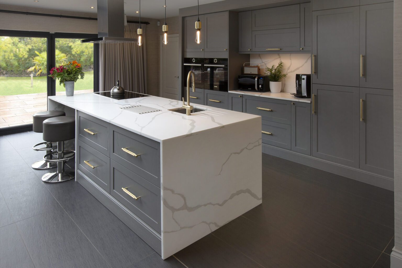 showroom - Minerva Work Surfaces